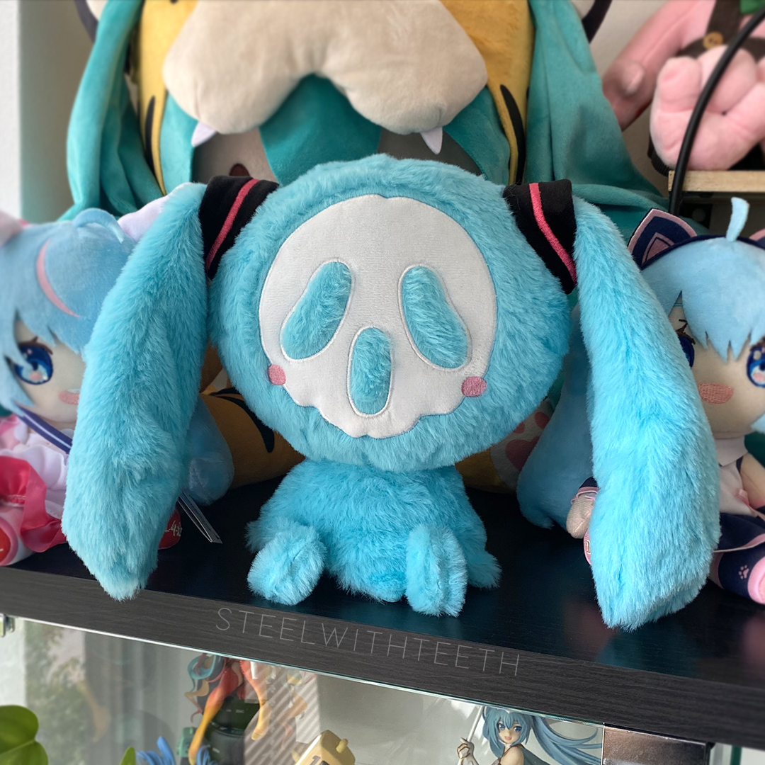 GHOSTMIKU PLUSH – STEELWITHTEETH